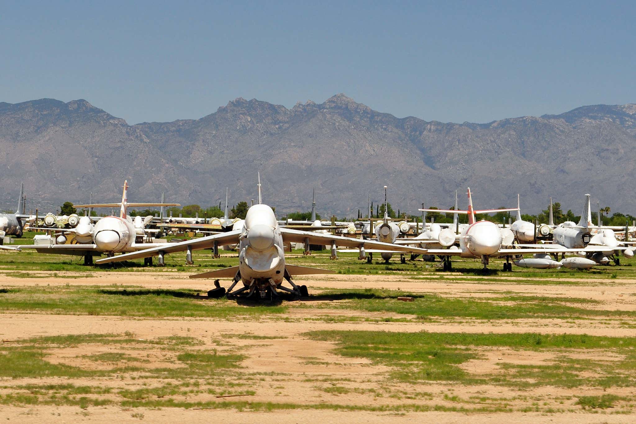 This huge plane graveyard is like Disney for aerospace buffs | Roadtrippers