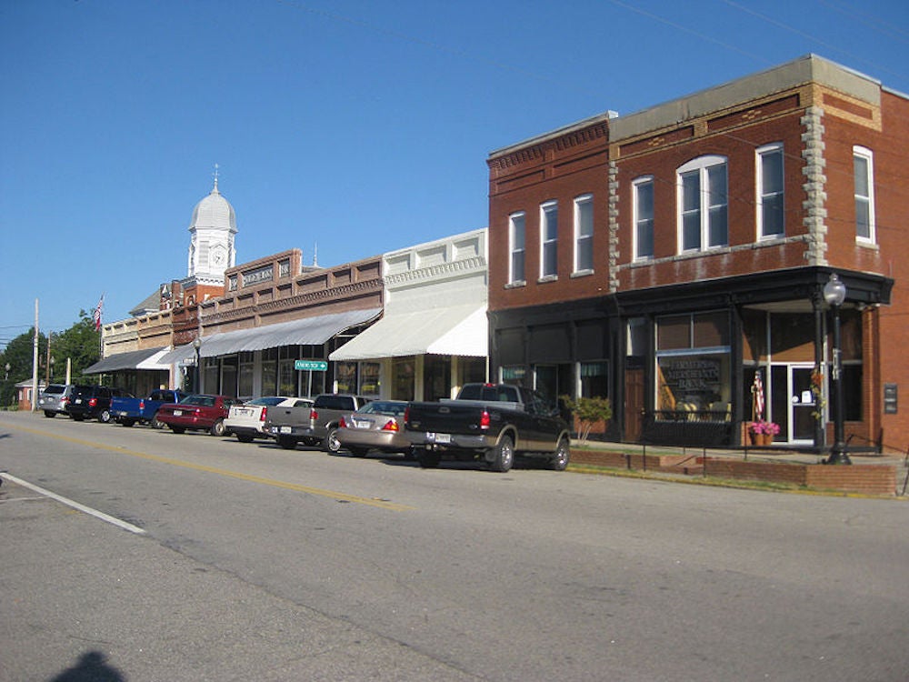 Road trip through three of the most iconic Southern comedies | Roadtrippers