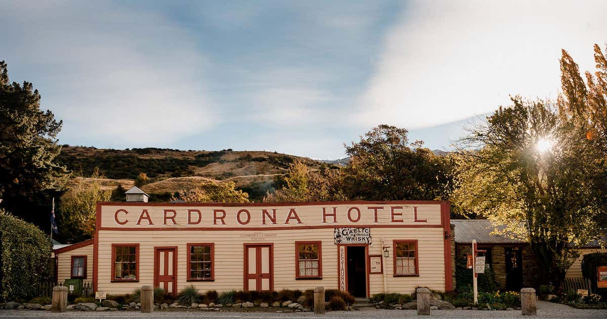Explore Cardrona Valley And Wanaka’s Awesome Ski Fields | Roadtrippers