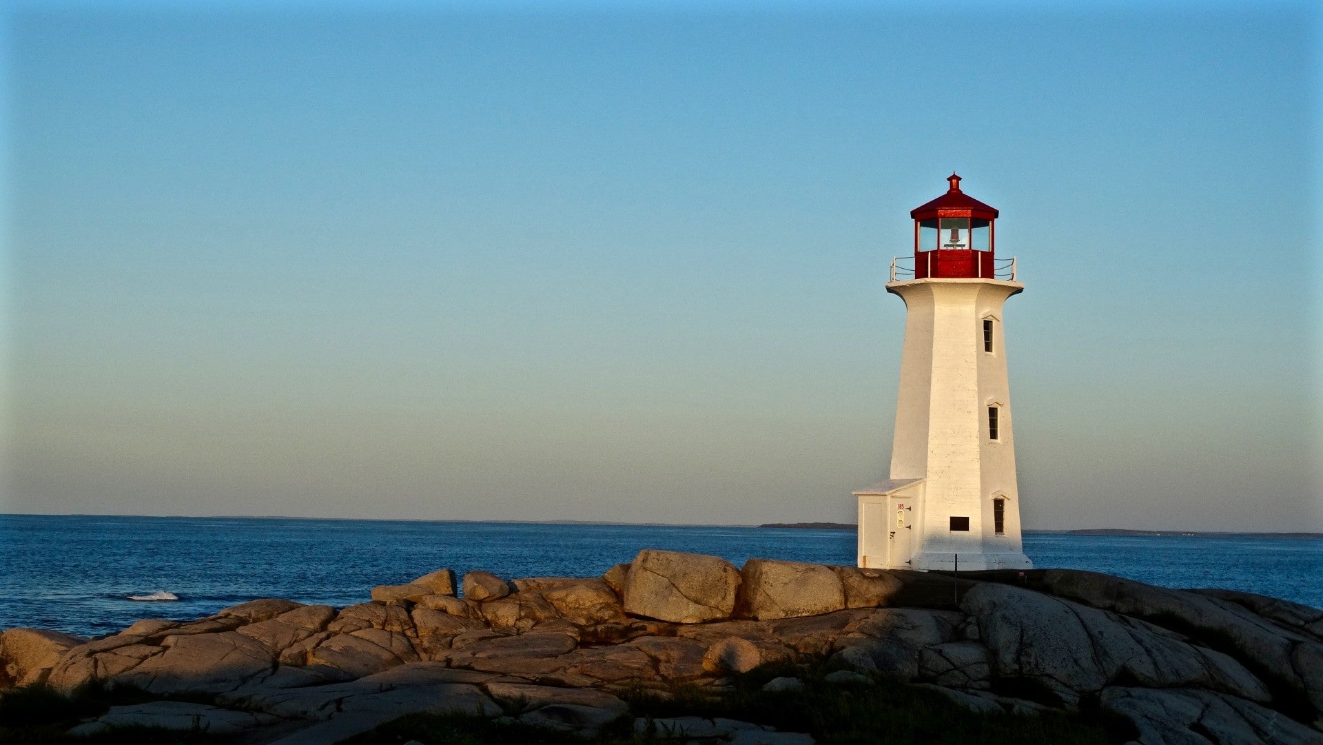 The ultimate guide to the must-see attractions along I-95 | Roadtrippers