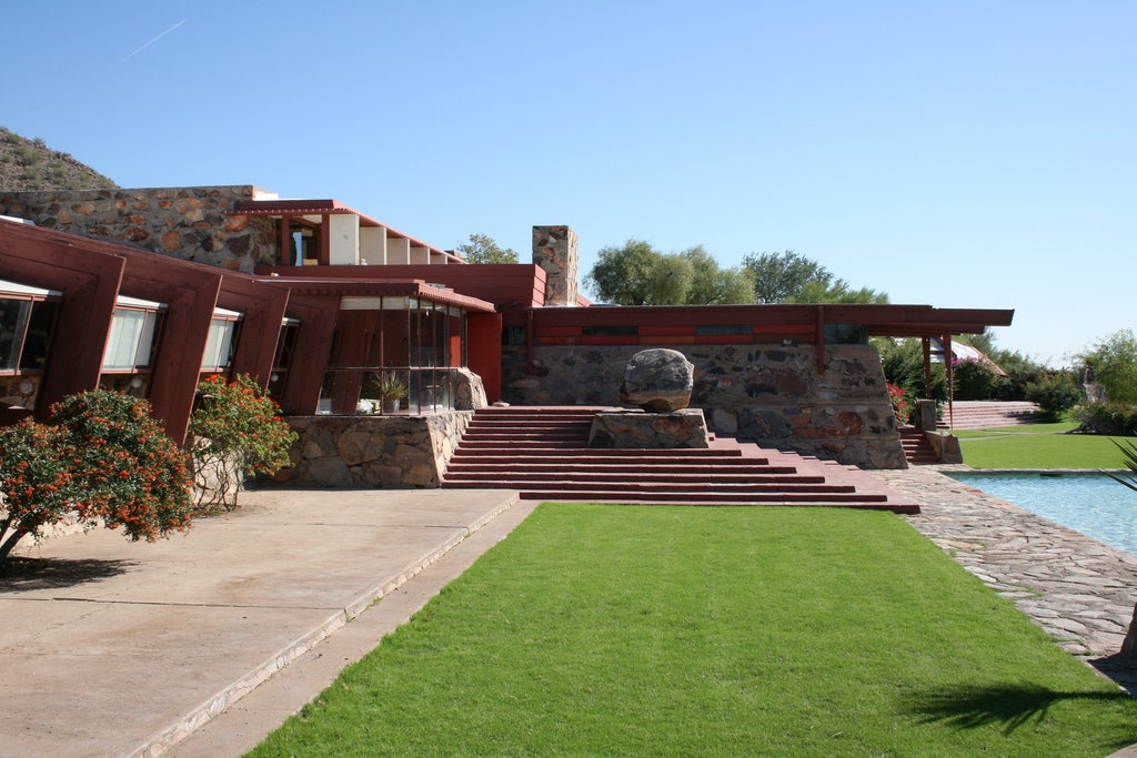An inspiring Frank Lloyd Wright guide to the Southwest | Roadtrippers