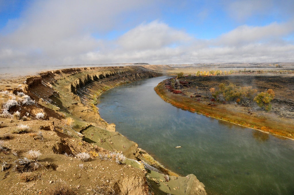 Road trip into Wyoming's wild natural beauty to Yellowstone | Roadtrippers