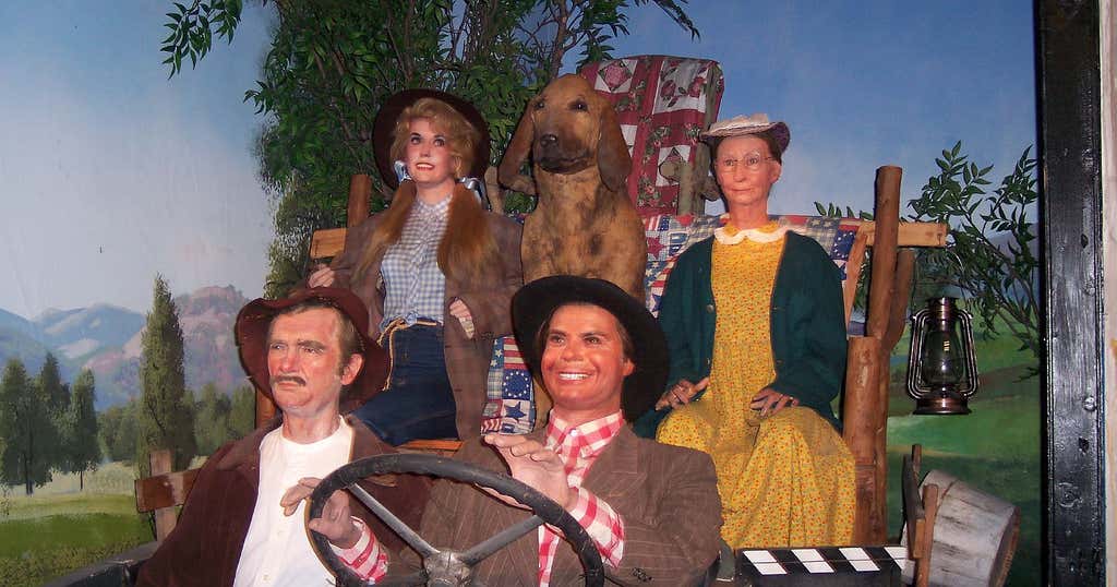 The most delightfully disturbing wax museums in America | Roadtrippers