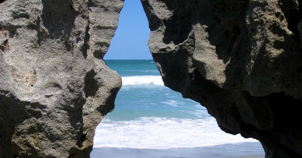 Grottos, manatees & top-secret history on the Treasure Coast | Roadtrippers