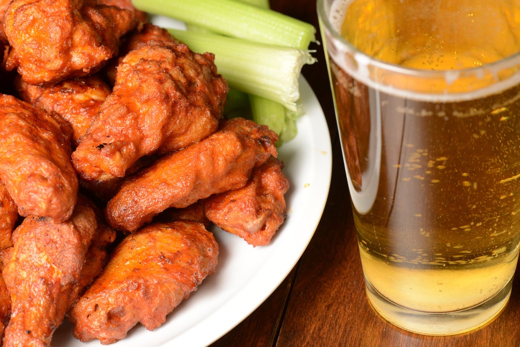 Eat Your Way Through The Official Buffalo Wing Trail | Roadtrippers